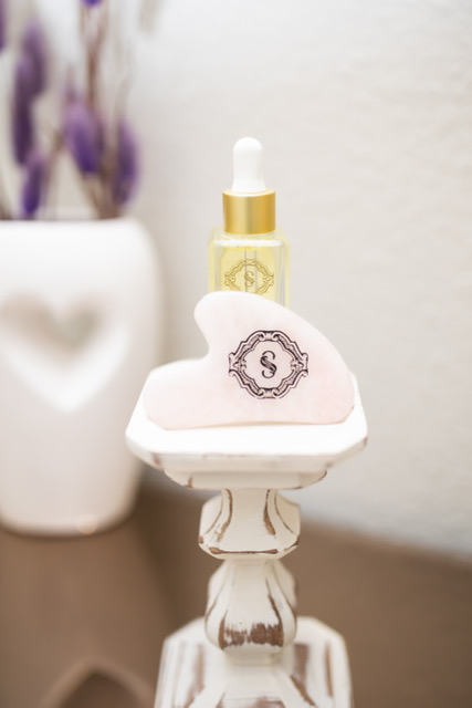 A Look Inside – Benjamin & Co. Esthetique